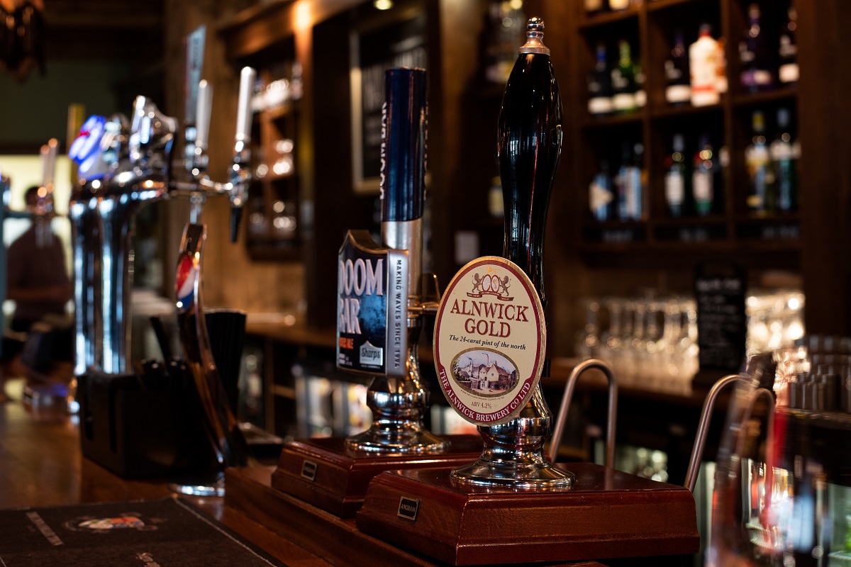 The Hog's Head Inn, Alnwick I Northumberland I Stay in a Pub