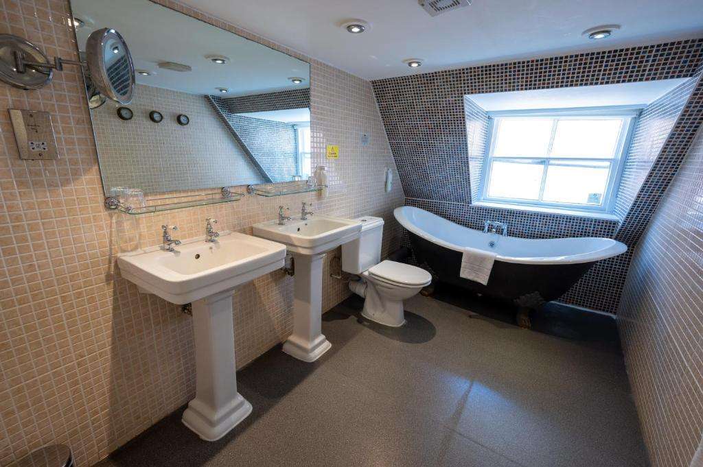 The Antelope Inn, Poole, Dorset, Stay in a Pub