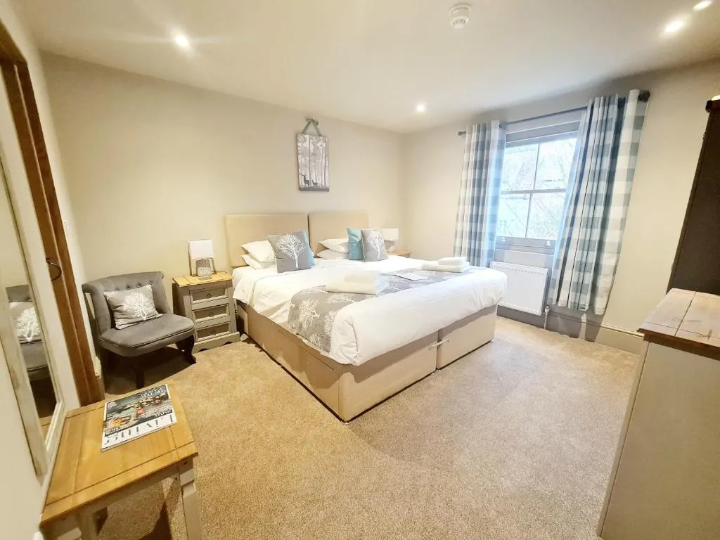 The Harvard Inn Stock Essex