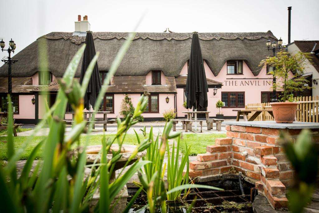 The Anvil Inn Dorset Pimperne Blandford Forum
