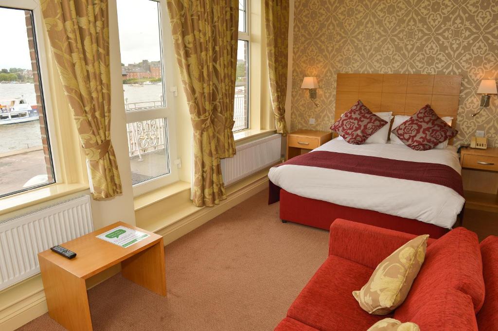 Wherry Hotel Oulton Broad Lowestoft Suffolk