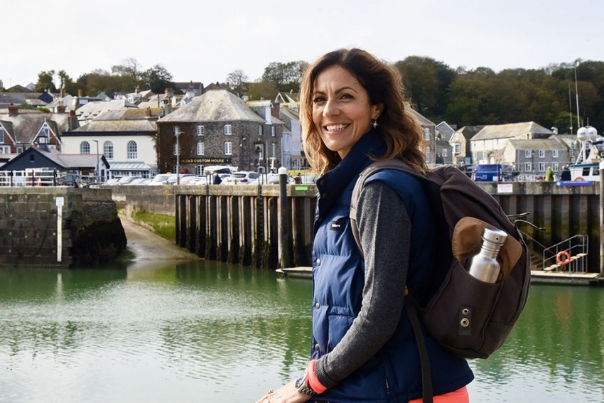 Walking in Cornwall I Julia Bradbury I Stay in a Pub