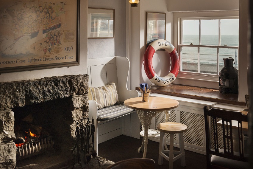 Old Success Inn I Sennen Cove I Cornwall I Stay in a Pub