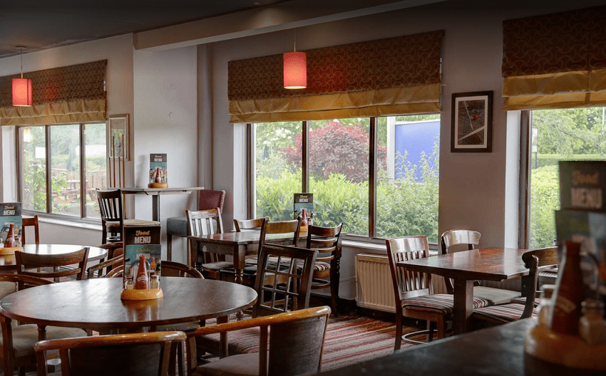 The Broughton Hotel - Stay in a Pub