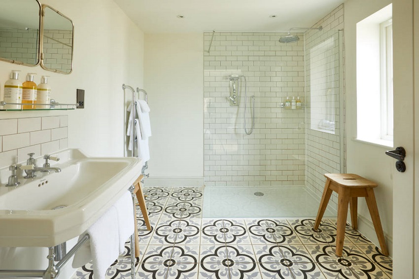 The Five Alls Filkins Lechlade Gloucestershire Cotswolds