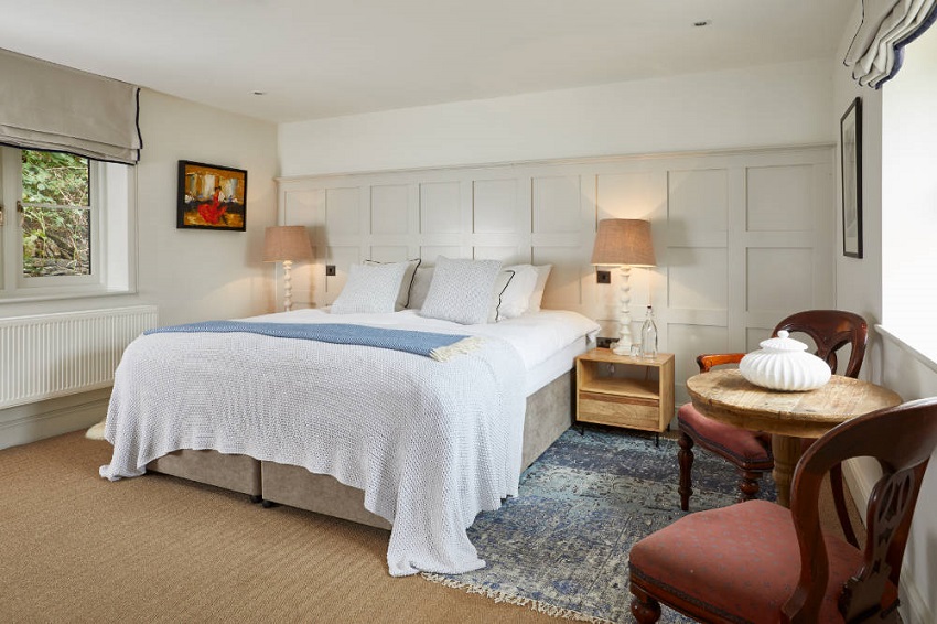 The Five Alls Filkins Lechlade Gloucestershire Cotswolds