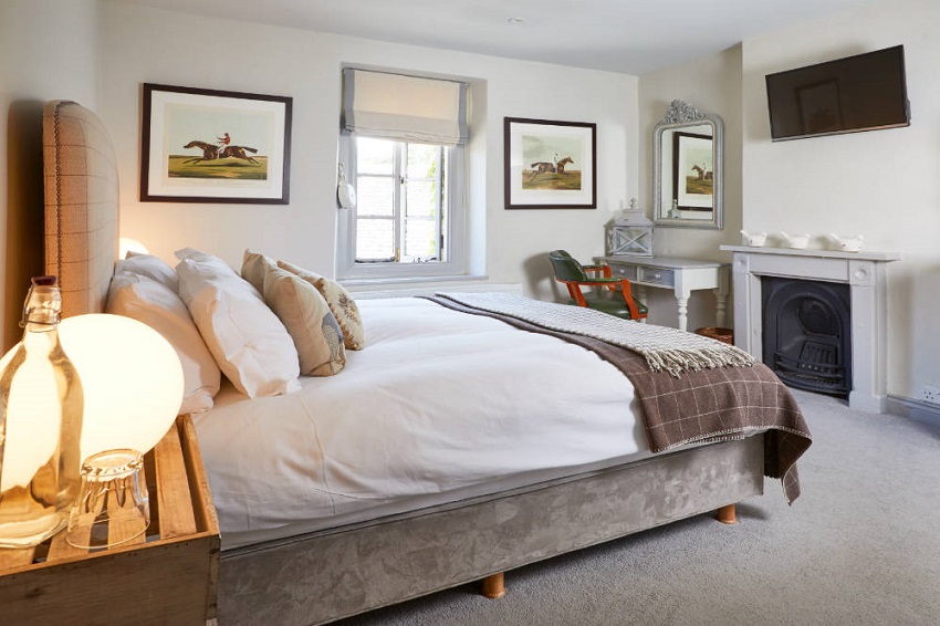 The Five Alls Filkins Lechlade Gloucestershire Cotswolds