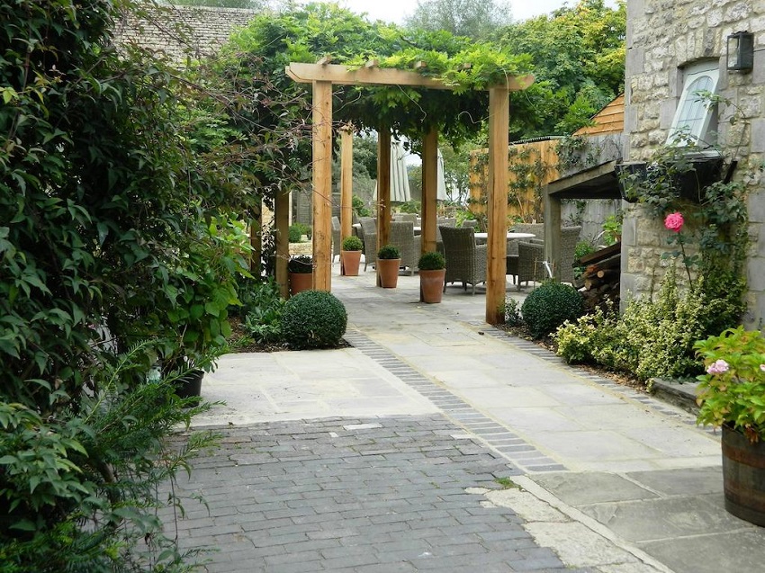 Kings Head Inn Bledington Oxfordshire