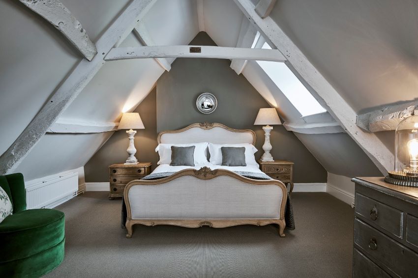 The New Inn Coln St Aldwyns | Gloucestershire | Stay in a Pub