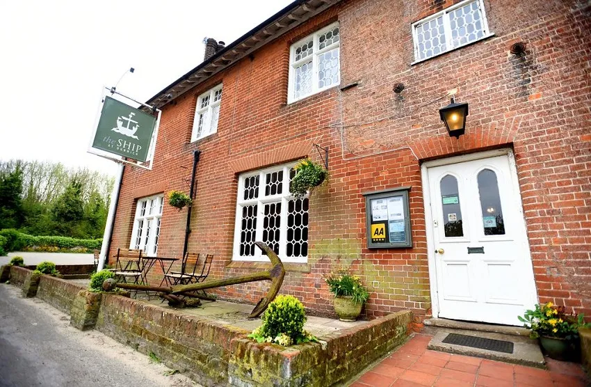 The Ship at Dunwich - Stay in a Pub